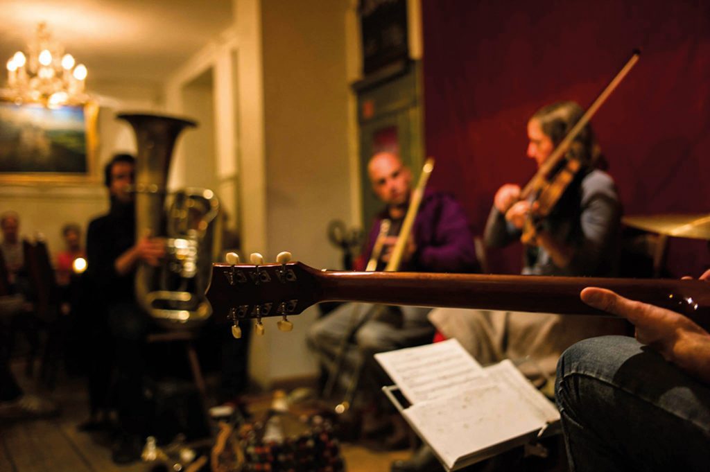 Theater im Fraunhofer: Bayerische Gastlichkeit und beste Unterhaltung